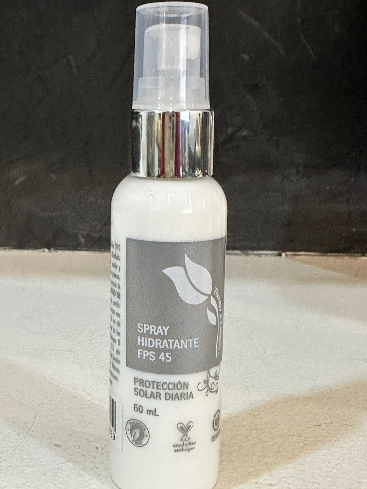 Spray Hidratante Protector solar 60ml Therapy and Essences – Tienda ...